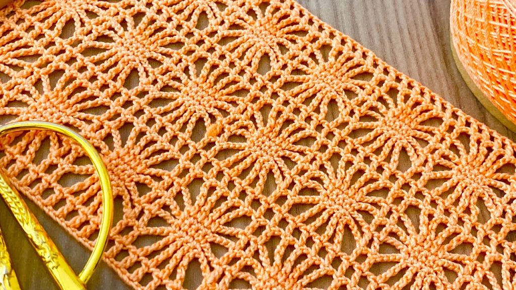 MOTIF LOOK Square Incredible Crochet Etol Shawl, Blouse, Tunic, Runner ...